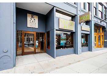 3 Best Eye Doctors in Boston, MA - Expert Recommendations