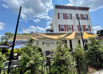 3 Best Italian Restaurants in Stamford, CT - Expert Recommendations