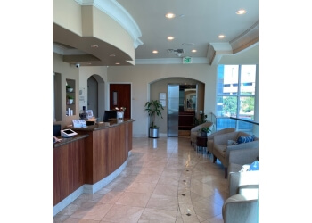 3 Best Plastic Surgeon in Huntington Beach, CA - Expert Recommendations