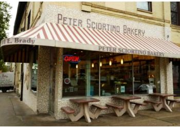 3 Best Bakeries in Milwaukee, WI - Expert Recommendations