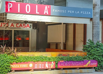 3 Best Pizza Places in Miami, FL - ThreeBestRated