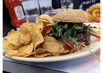 3 Best Sports Bars in Raleigh, NC - ThreeBestRated