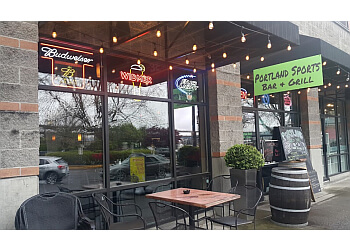 3 Best Sports Bars in Portland, OR - ThreeBestRated