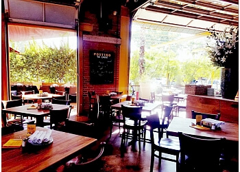 3 Best Italian Restaurants in Phoenix, AZ - Expert Recommendations