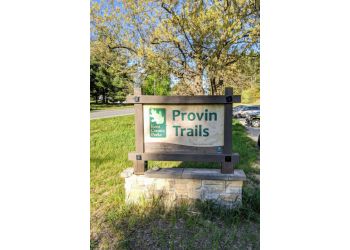 3 Best Hiking Trails in Grand Rapids, MI - Expert Recommendations