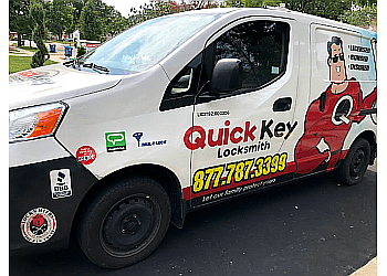 3 Best Locksmiths in Chicago, IL - ThreeBestRated