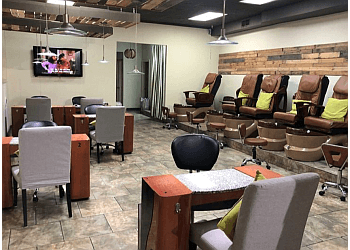 3 Best Nail Salons in Chicago, IL - Expert Recommendations