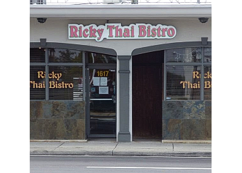 3 Best Thai Restaurants in Miami, FL - Expert Recommendations