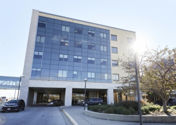 3 Best Neurologists in Springfield, IL - ThreeBestRated