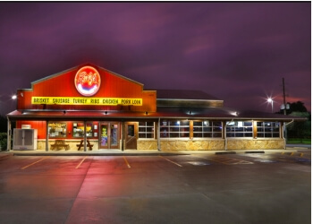 3 Best Barbecue Restaurants in Houston, TX - ThreeBestRated