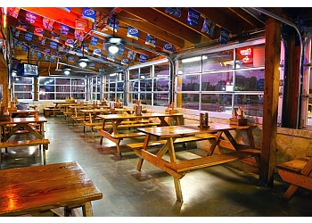 3 Best Barbecue Restaurants in Houston, TX - Expert Recommendations