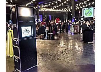 3 Best Photo Booth Companies in Nashville, TN - Expert Recommendations