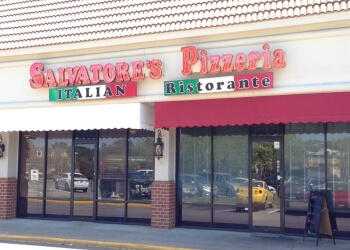 3 Best Pizza Places in Virginia Beach, VA - ThreeBestRated
