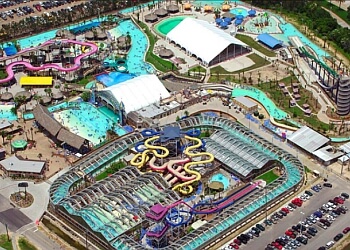 3 Best Amusement Parks in Houston, TX - ThreeBestRated