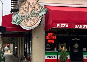 3 Best Pizza Places in Baton Rouge, LA - Expert Recommendations