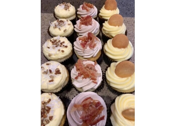 3 Best Cakes in Topeka, KS - Expert Recommendations