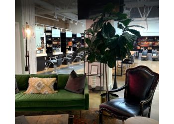 3 Best Beauty Salons in Chicago, IL - Expert Recommendations