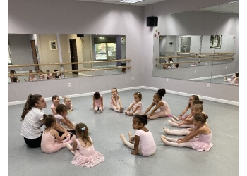 3 Best Dance Schools in Pittsburgh, PA - Expert Recommendations