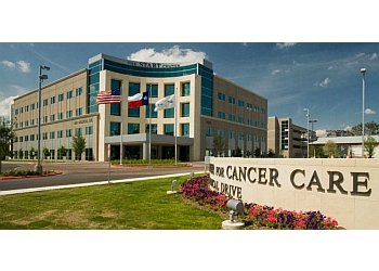 3 Best Oncologists in San Antonio, TX - ThreeBestRated