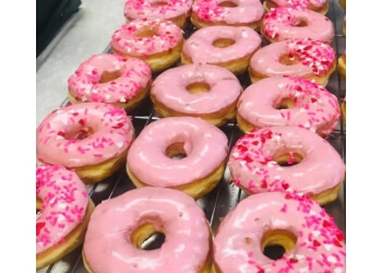 3 Best Donut Shops in San Bernardino, CA - Expert Recommendations