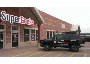 3 Best Computer Repair in Lubbock, TX - Expert Recommendations