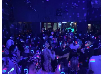 3 Best Night Clubs in Seattle, WA - Expert Recommendations