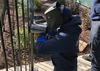 3 Best Locksmiths in Chicago, IL - Expert Recommendations