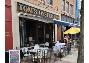 3 Best Seafood Restaurants in Warren, MI - ThreeBestRated