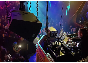 3 Best Night Clubs in Seattle, WA - Expert Recommendations