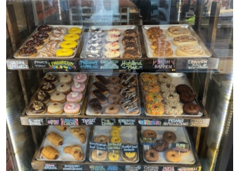 3 Best Donut Shops in Dallas, TX - Expert Recommendations