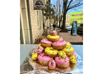 3 Best Donut Shops in Dallas, TX - Expert Recommendations