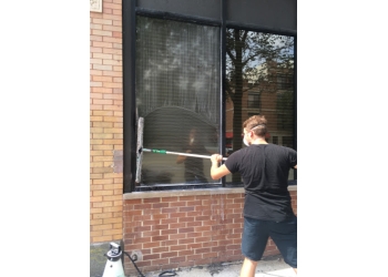 3 Best Window Cleaners in Chicago, IL - Expert Recommendations