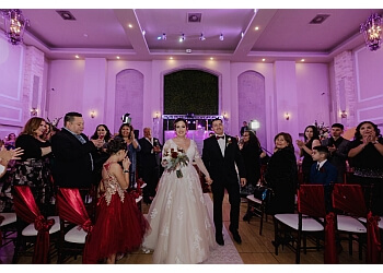 3 Best Wedding Photographers in Laredo, TX - Expert Recommendations