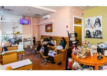 3 Best Nail Salons in Boston, MA - Expert Recommendations