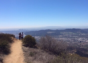 3 Best Hiking Trails in Burbank, CA - ThreeBestRated