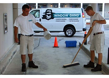 3 Best Gutter Cleaners in Columbia, SC - ThreeBestRated